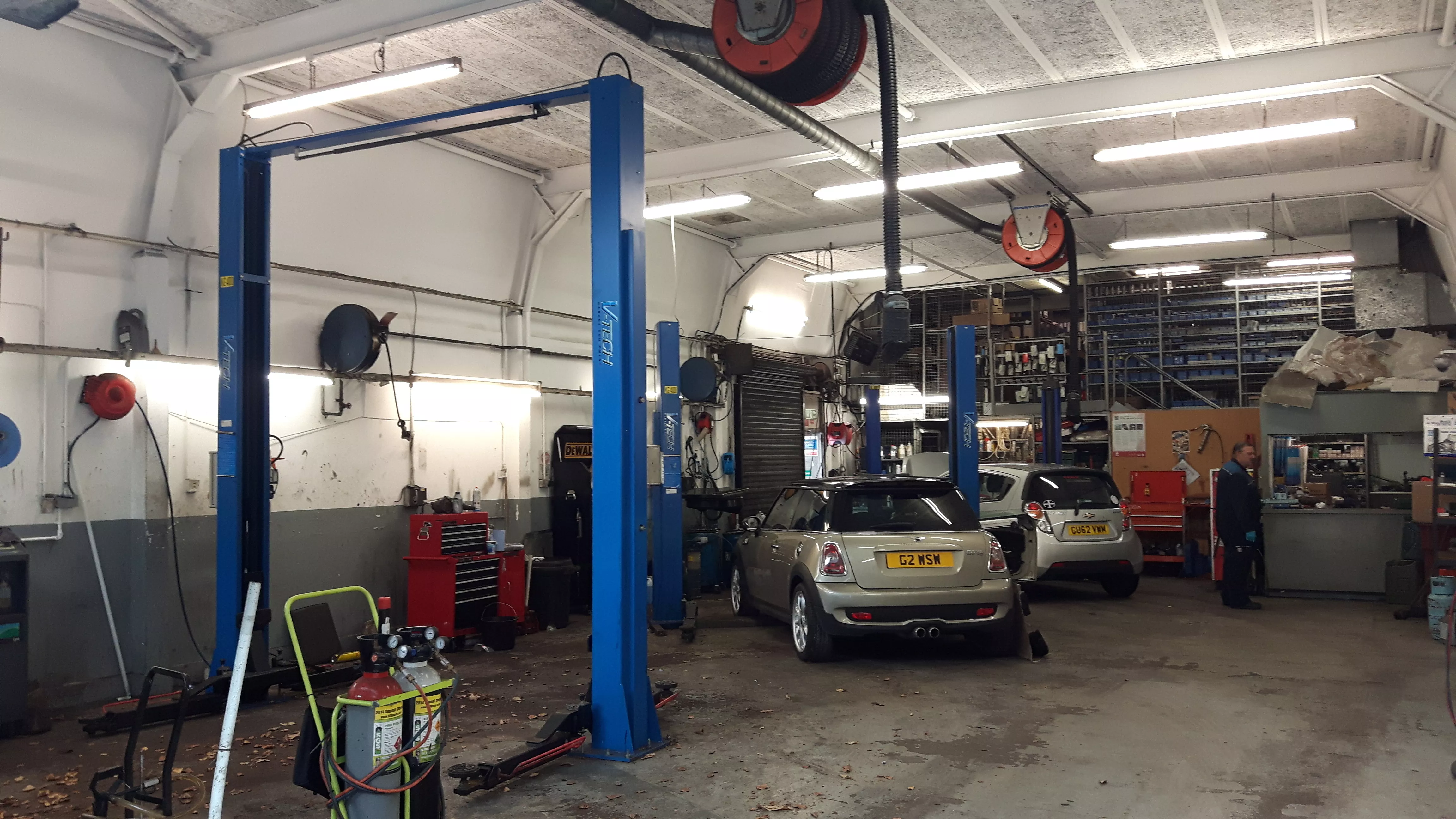 Approved Garages | SMILE SERVICING & REPAIRS