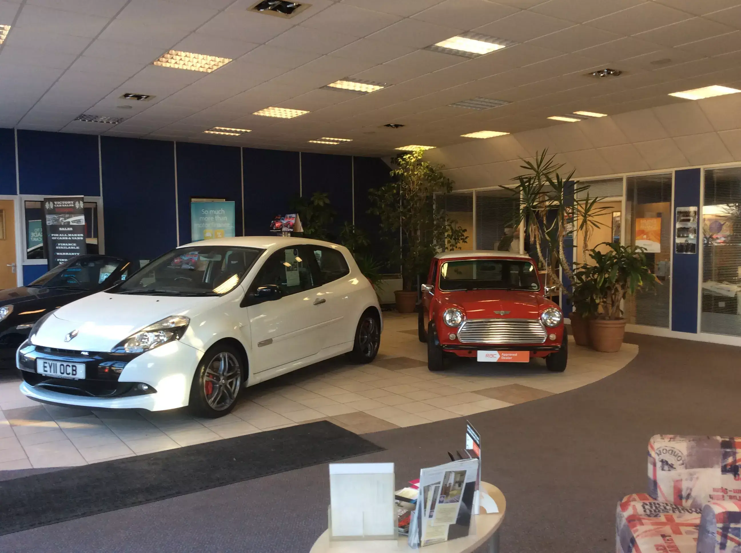 Maxus Garage in LEISTON | Approved Garages