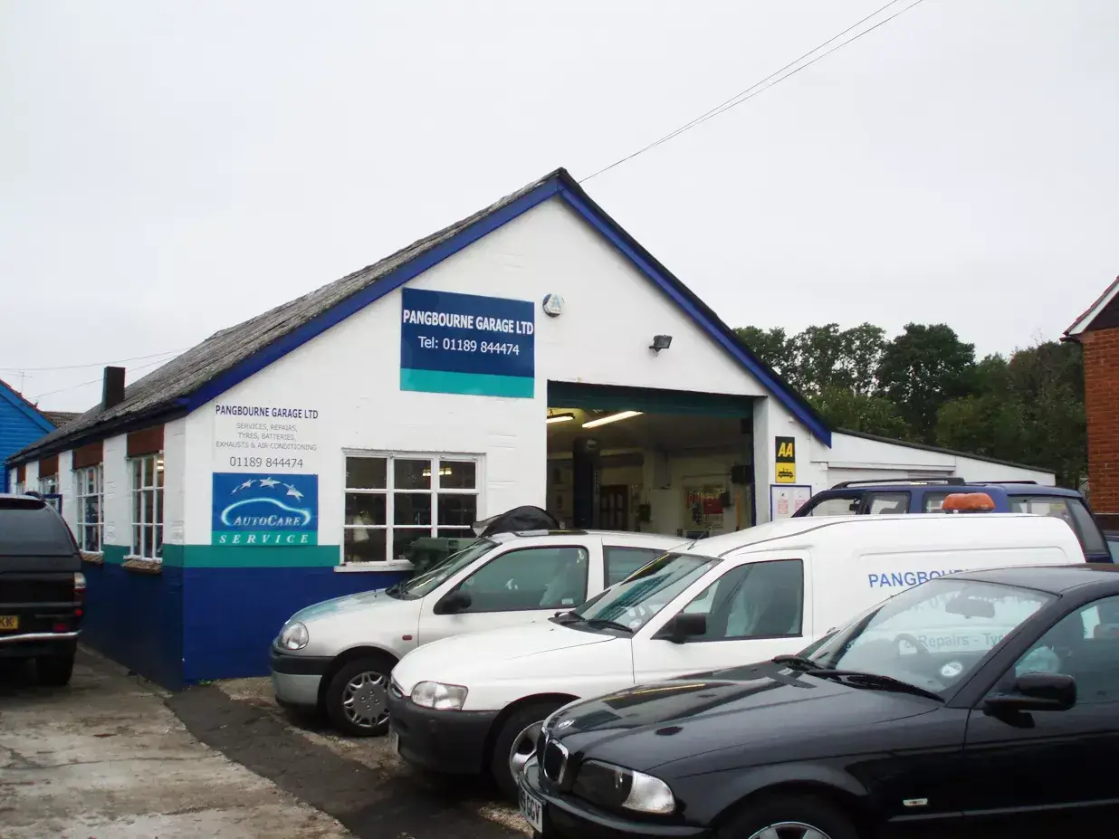 Discover Services by PANGBOURNE GARAGE LIMITED | A Trusted expert