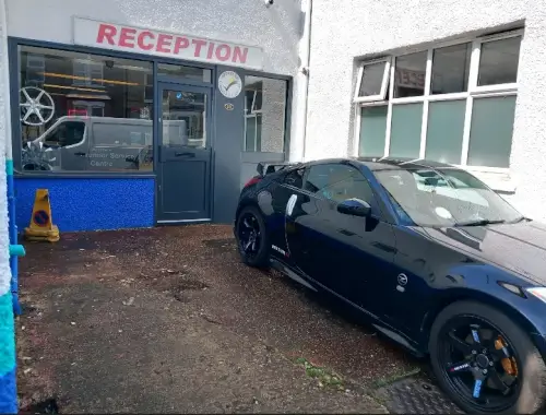 Discover Services by ROAD RUNNER SERVICE CENTRE (FINCHLEY) LIMITED | A ...